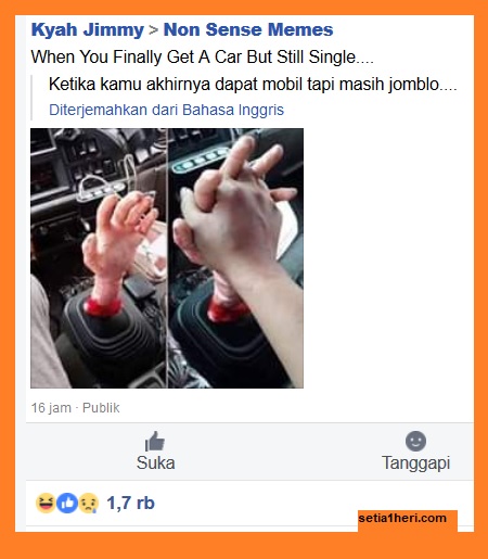 Tongkat persneleng mobil bentuk tangan ini bikin merinding...hehehe ...