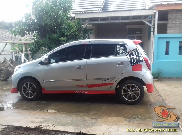 Kumpulan gambar modifikasi cutting sticker mobil Agya dan Ayla ...