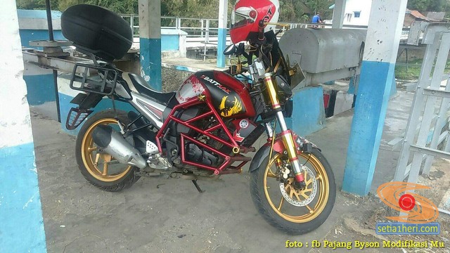 Ragam bentuk engine guard atau frame tubular pada Yamaha Byson ...
