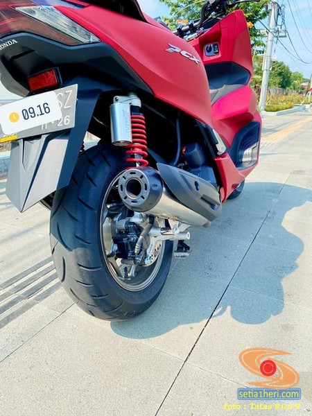 Solusi jedag jedug shock belakang Honda PCX 160, ganti shock dan ban ...