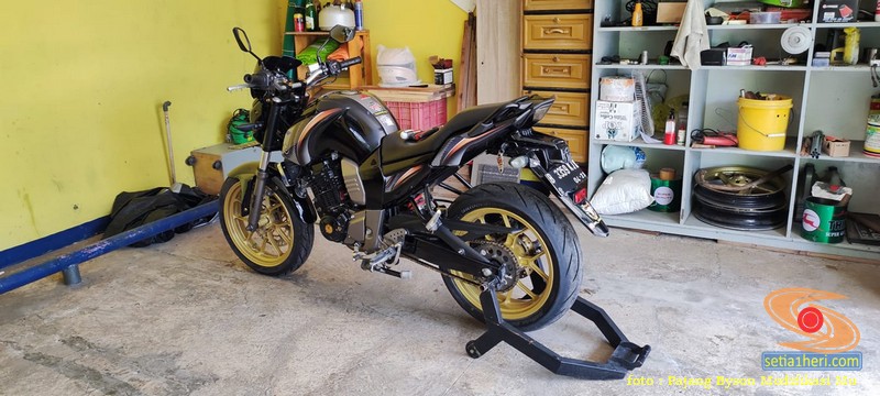 Penampakan Yamaha Byson pakai swing arm Yamaha R25 atau arm lain ban ...