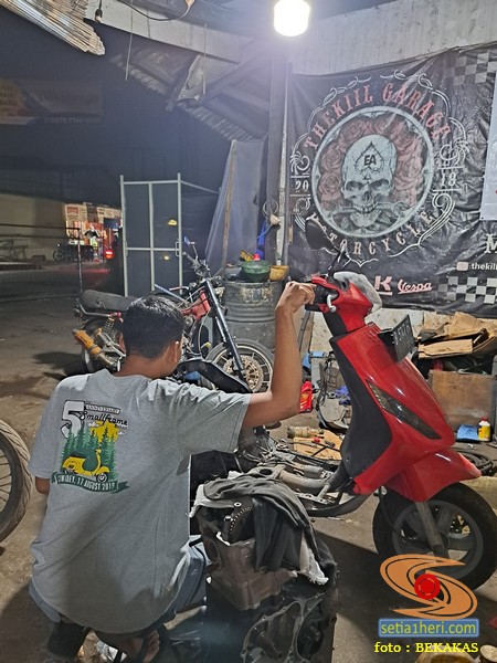 Keluh kesah pakai matic Vespa Piaggio Zip, berikut part persamaannya ...