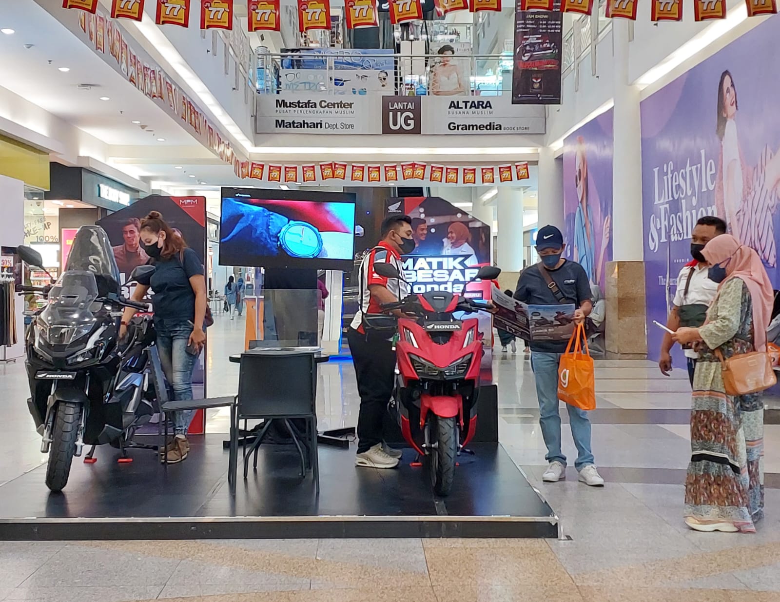 Motor Matic Honda 160 cc disandingkan - setia1heri.com