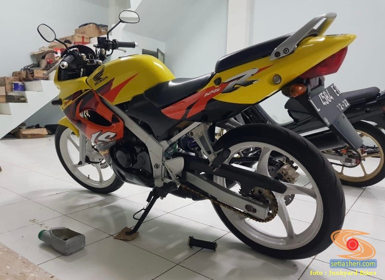 Pesona motor sport 2 tak lawas Honda LS 125 R - setia1heri.com