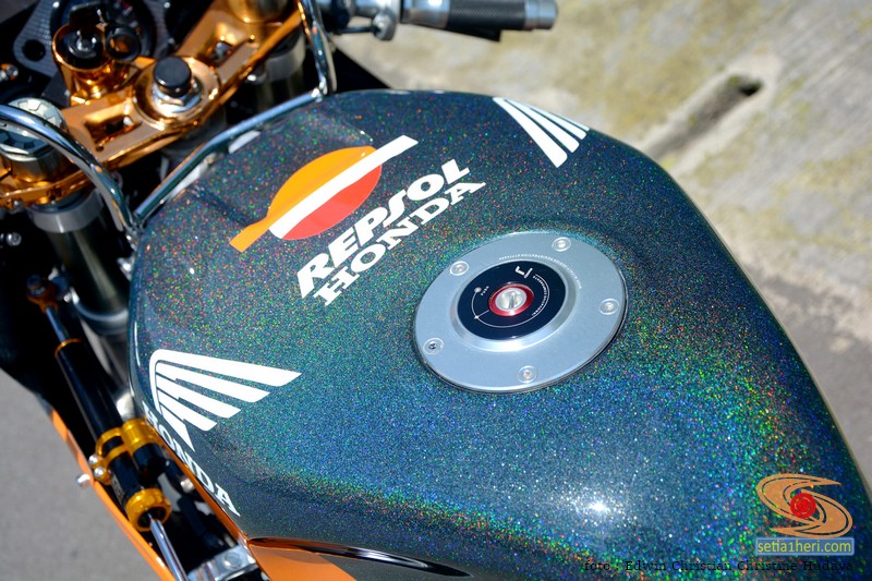 Penampakan restomod Honda NSR250 MC21 tahun 1992 livery Mick Doohan ...