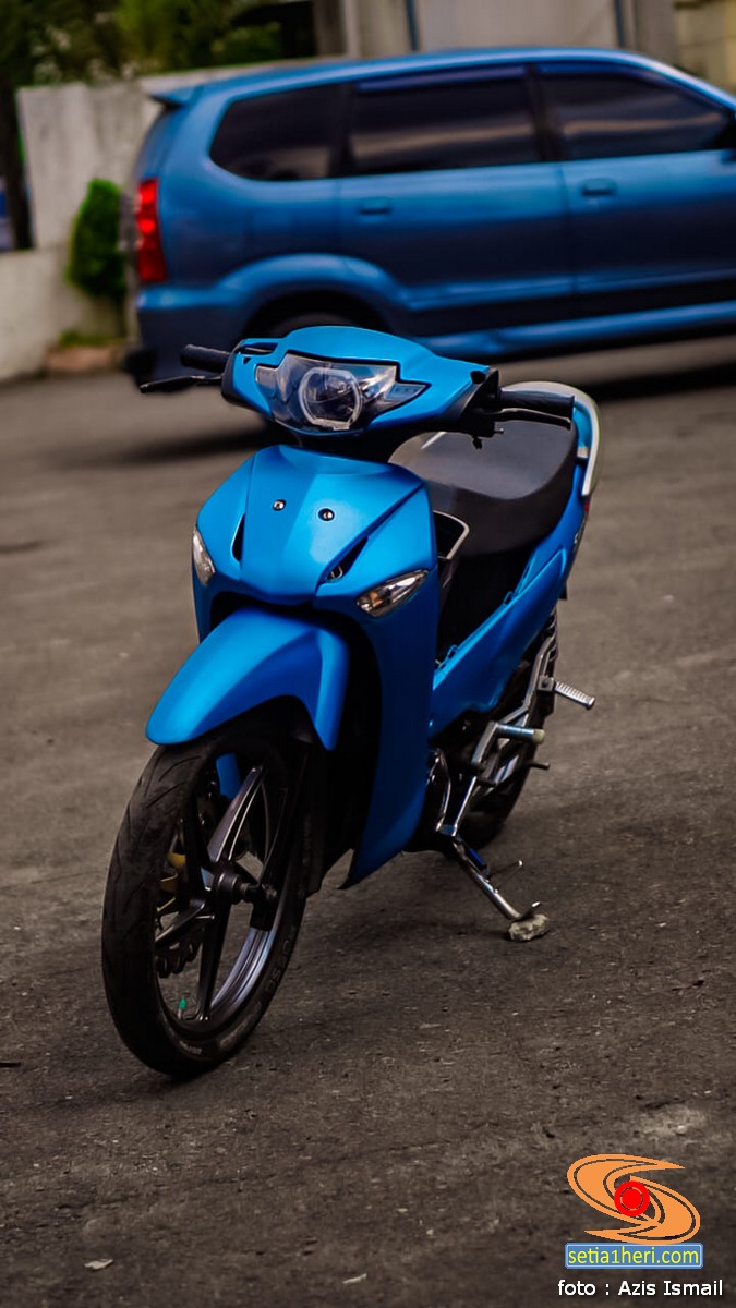 Penampakan modif kph komorod Honda Supra X 125 R warna biru gans ...
