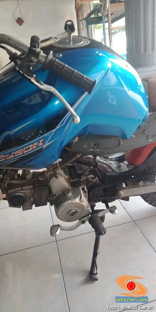 Gokil modif single seat Honda Win pakai tangki BBM Yamaha Byson ...