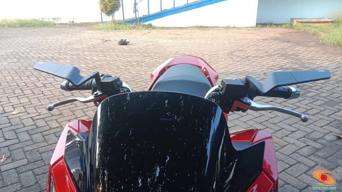 Penampakan PCX 160 pakai spion model winglet - setia1heri.com