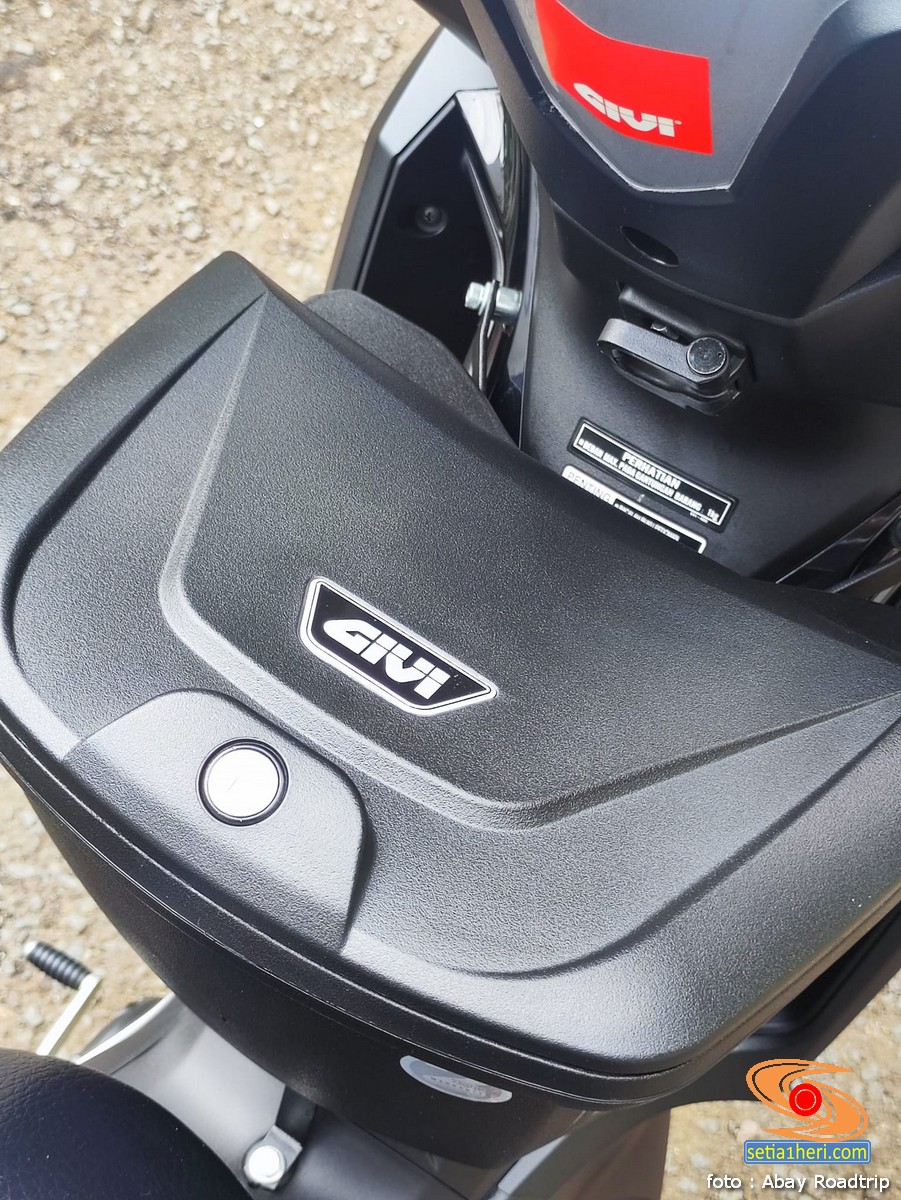 Modif minimalis dana pelajar Honda Supra X 125 pakai box belakang dan ...