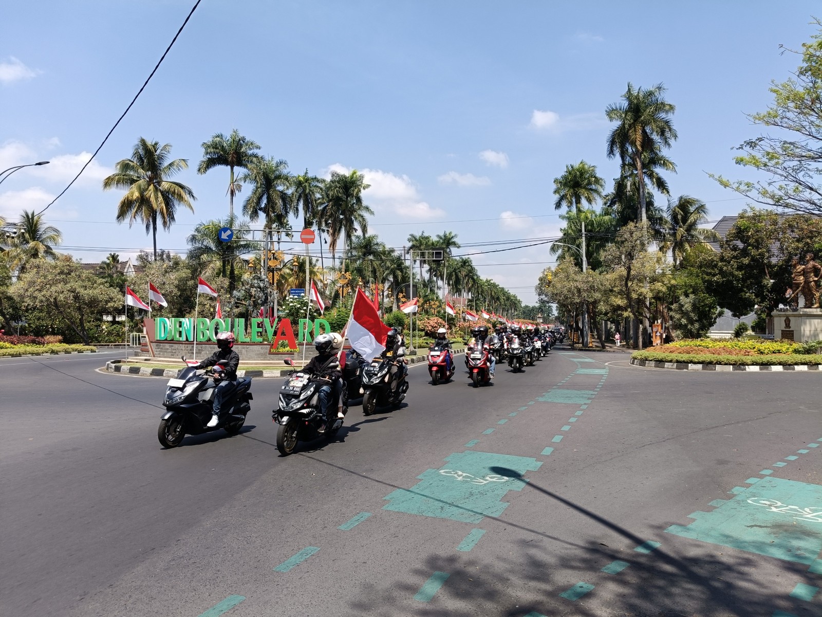 Bikers Honda PCX Malang gelar Convoy Merdeka - setia1heri.com