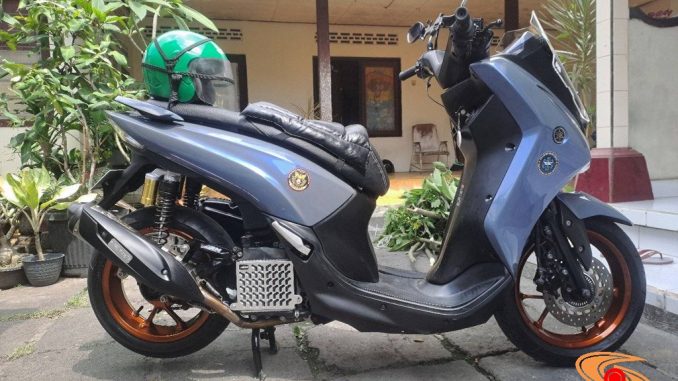 Modif Yamaha Lexi 125 jadi double shock alias stereo brosis ...