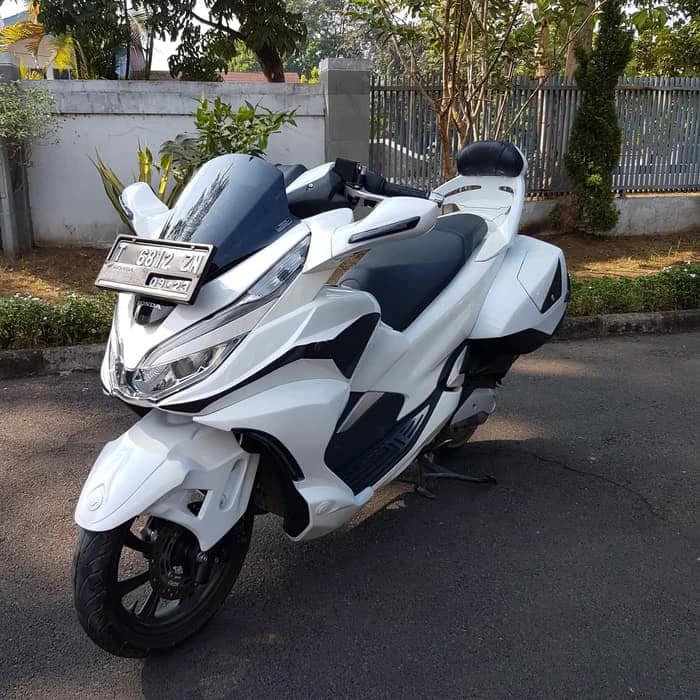Modif Honda PCX 160 jadi baby Honda Goldwing - setia1heri.com